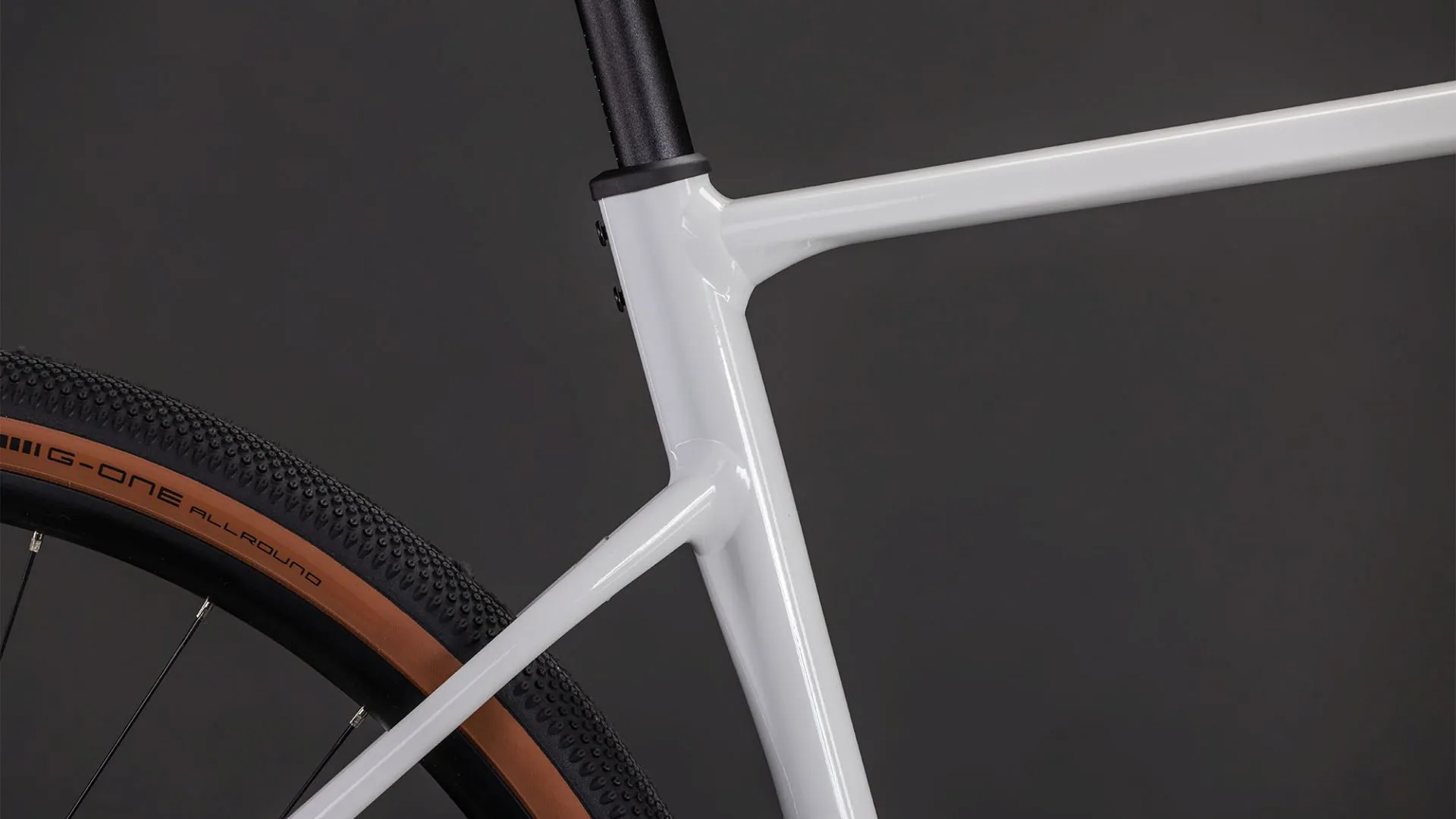 Cube Nuroad EX Gravel Adventure Bike 2026 Cotton/Grey