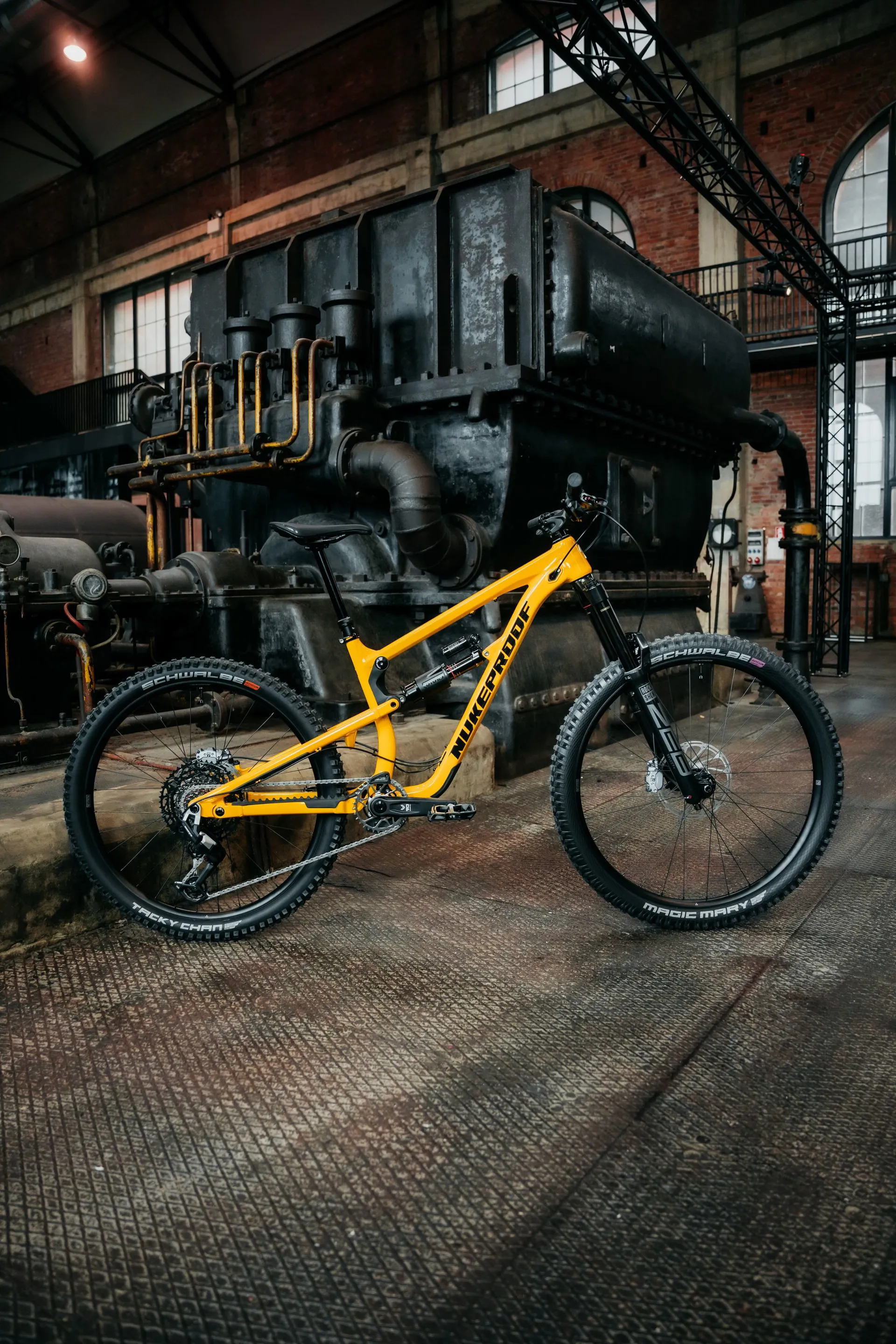 Nukeproof Mega 297 Alloy Pro Mountain Bike 2026 Yellow
